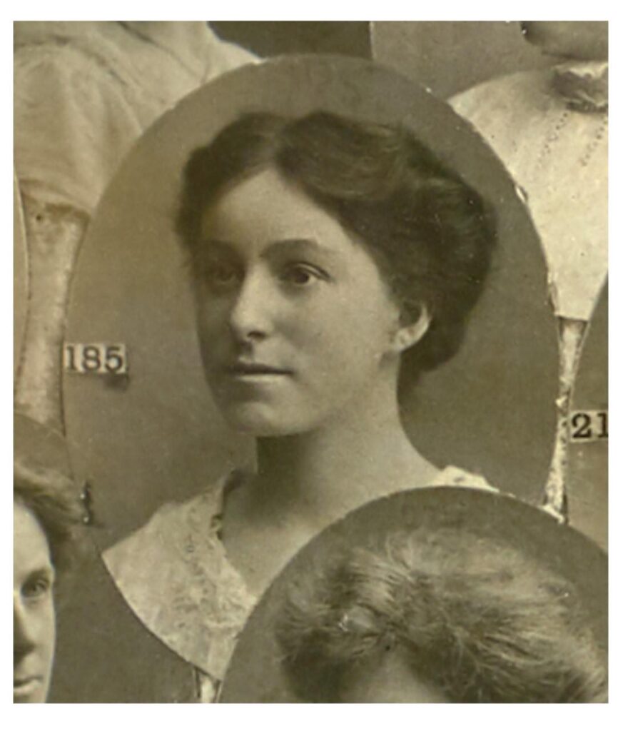 Heaton Voices Tour the World - Heaton History Group