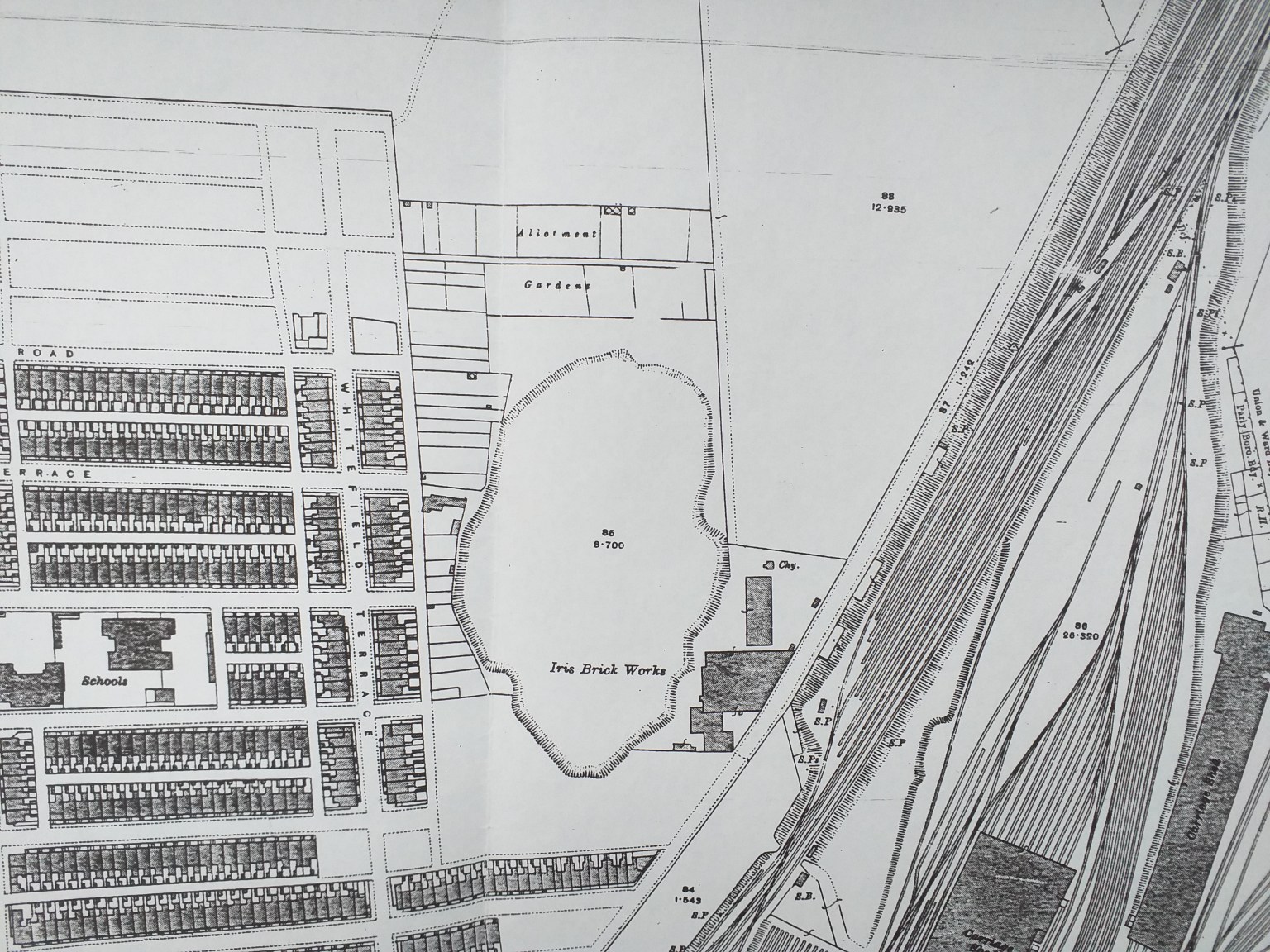 Bricks and Water: a history of Iris Brickfield Park - Heaton History Group